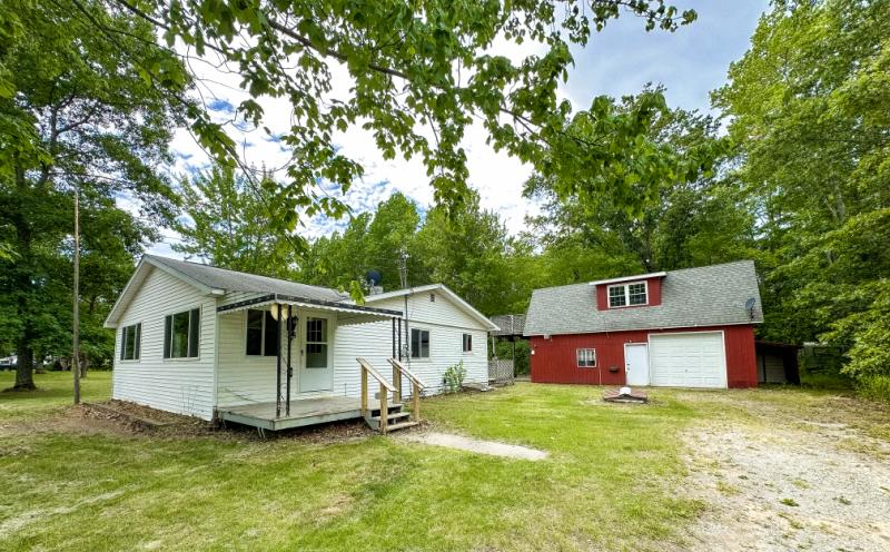 RESIDENTIAL LISTING 106-24-0023